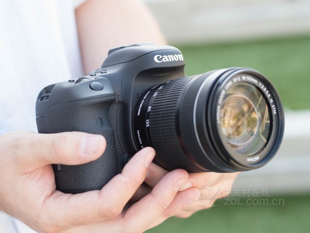 中端单反 淄博佳能 7D2促销价7800元-佳能 7D Mark II_济南数码相机行情-中关村在线